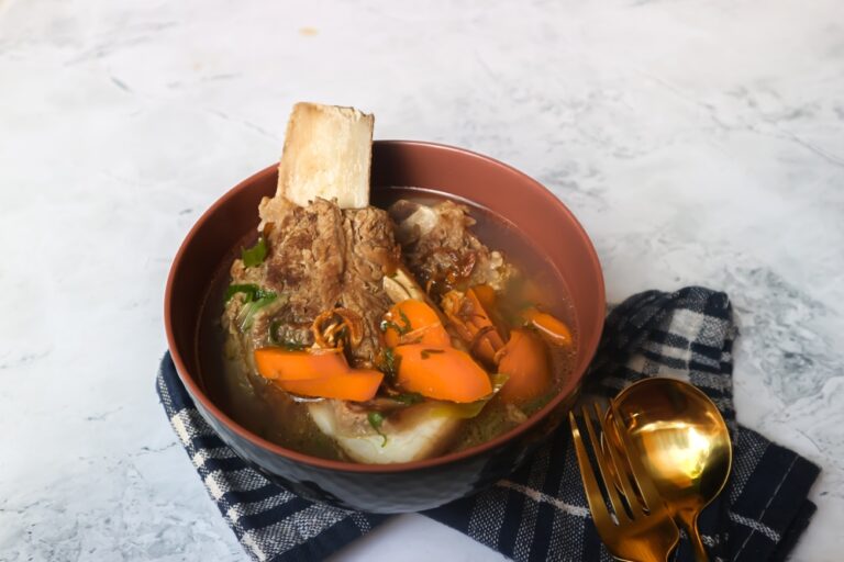 15 Resep Sop Iga Sapi Yang Empuk dan Memiliki Kuah Yang Gurih