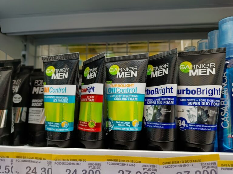 Pilihan sabun cuci muka pria terbaik atasi masalah kulit wajah